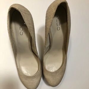 Aldo | Shoes | Aldo Beige Snake Textured Print Platform Stilettos ...